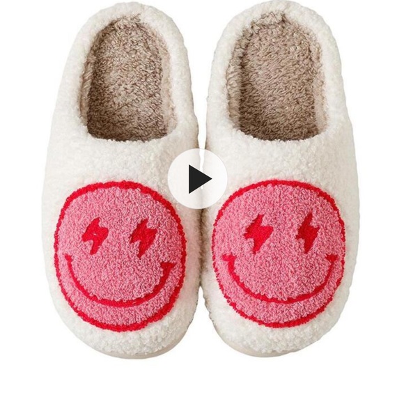 Shoes | Pink Preppy Smiley Face Slippers | Poshmark